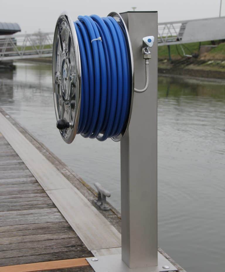 RVS Waterzuil met haspel - TecforRec